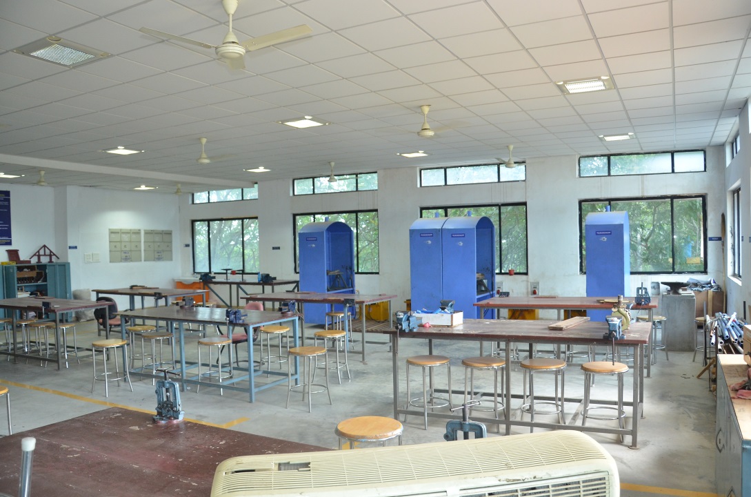 Manufacturing Technology Laboratory - Jansons Institute of Technology